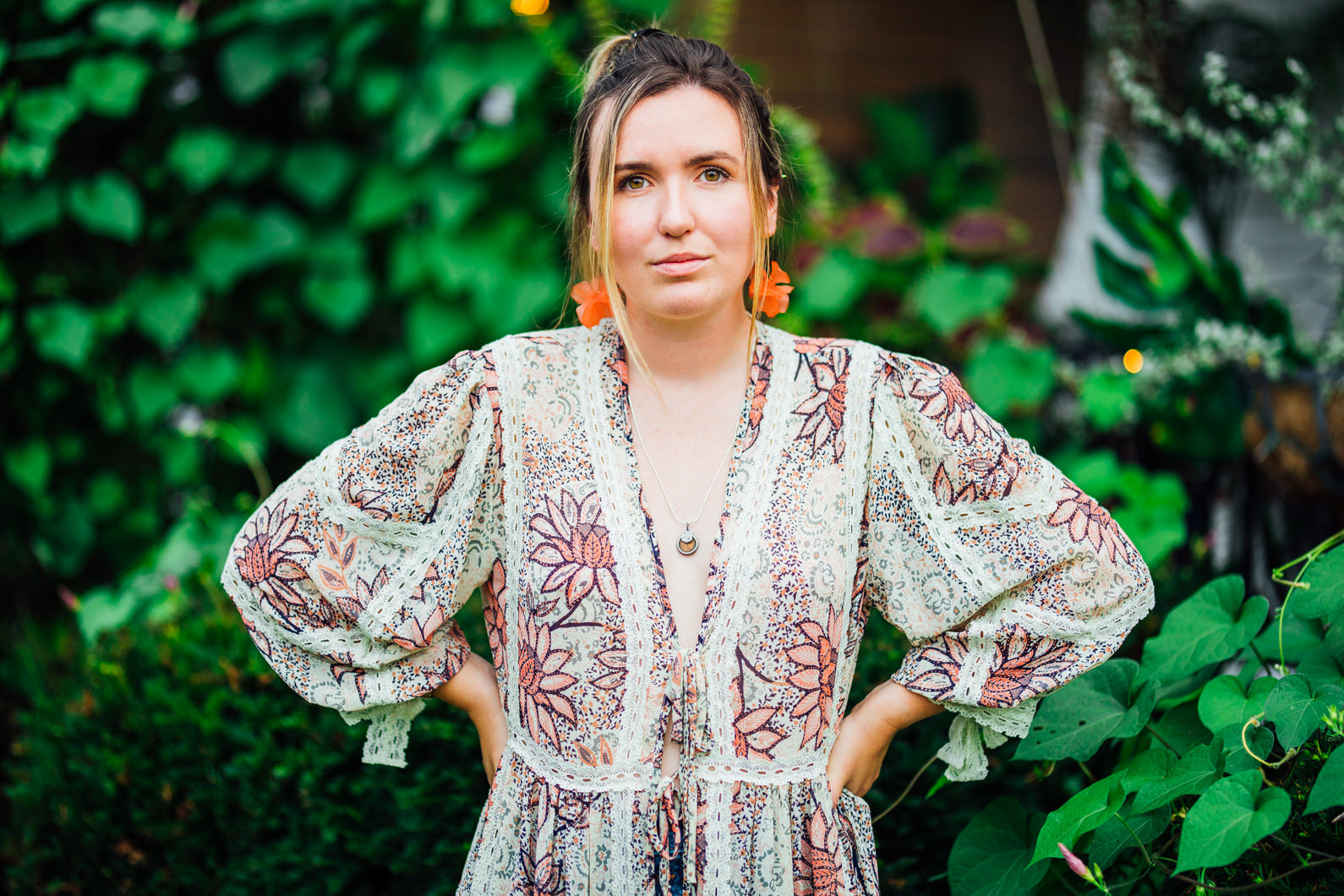 Greenery Backyard Pgh Photoshoot - Pittsburgh Wedding Photographer